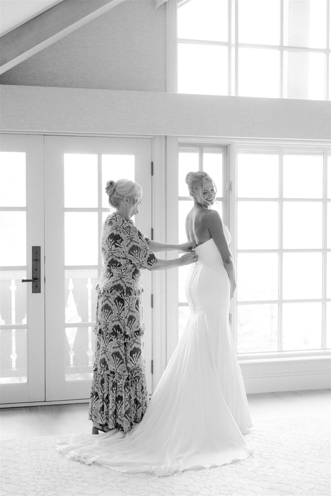 Beano's Cabin Wedding | Beaver Creek, Colorado - bywhitneyrae.com